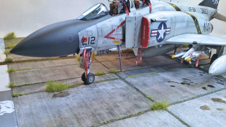 3-SG-Ac-F-4J-Phantom-II-Jolly-Rogers-by-Marco-Leibisch - Scale ...