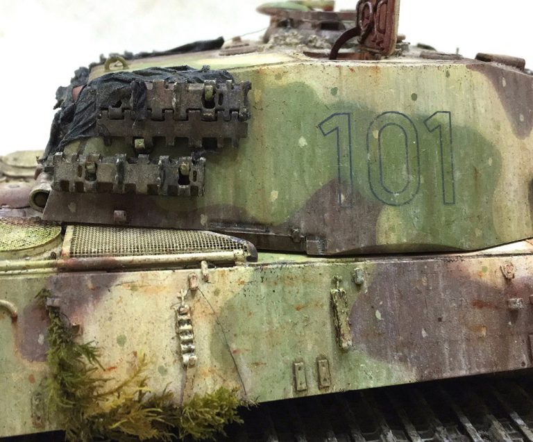 9-King-Tiger-Mid-101-SS-sPz-Abt-503-by-Gary-Kwan - Scale Modelling Now