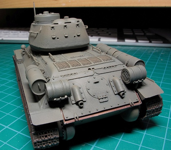 Adding cast texture to turrets - Scale Modelling Now
