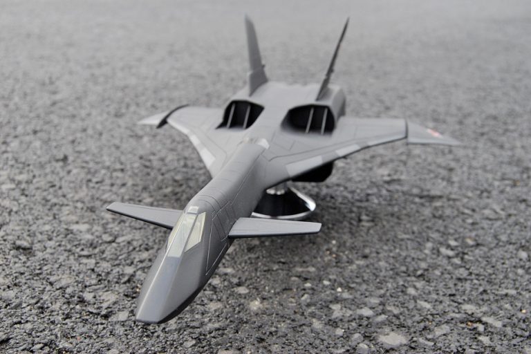 1-sg-sf-mig-31-firefox-by-alex-clayson - Scale Modelling Now