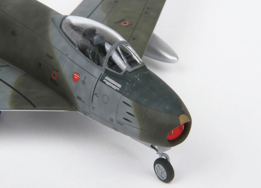 5-SG-Ac-Canadair-Sabre-F4-by-Chris-Jones - Scale Modelling Now