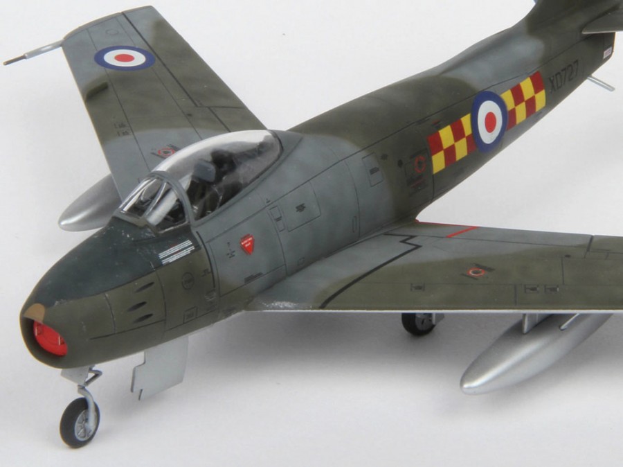 8-SG-Ac-Canadair-Sabre-F4-by-Chris-Jones - Scale Modelling Now