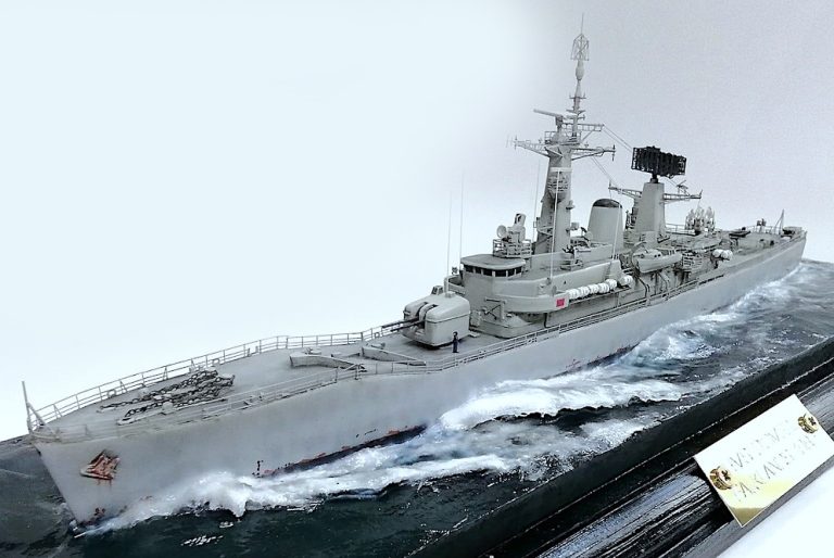 10 SG-Ma-HMS Diomede, Leander class frigate, Falklands 1982 by Ian ...