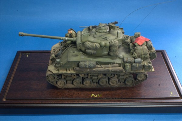 11-SG-Ar-Fury-M4E8-Sherman-by-Ian-Ruscoe - Scale Modelling Now
