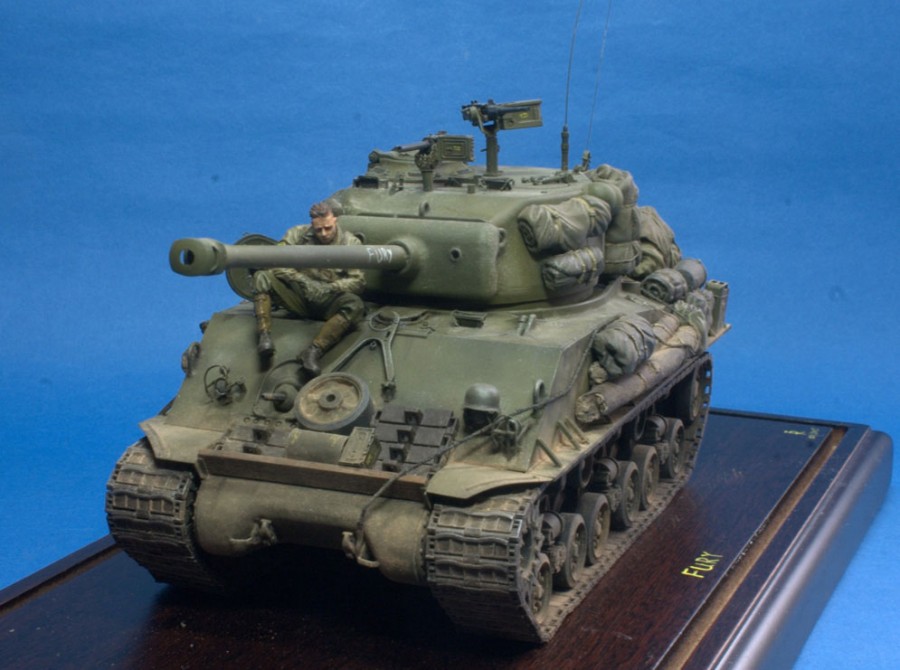 2-SG-Ar-Fury-M4E8-Sherman-by-Ian-Ruscoe - Scale Modelling Now