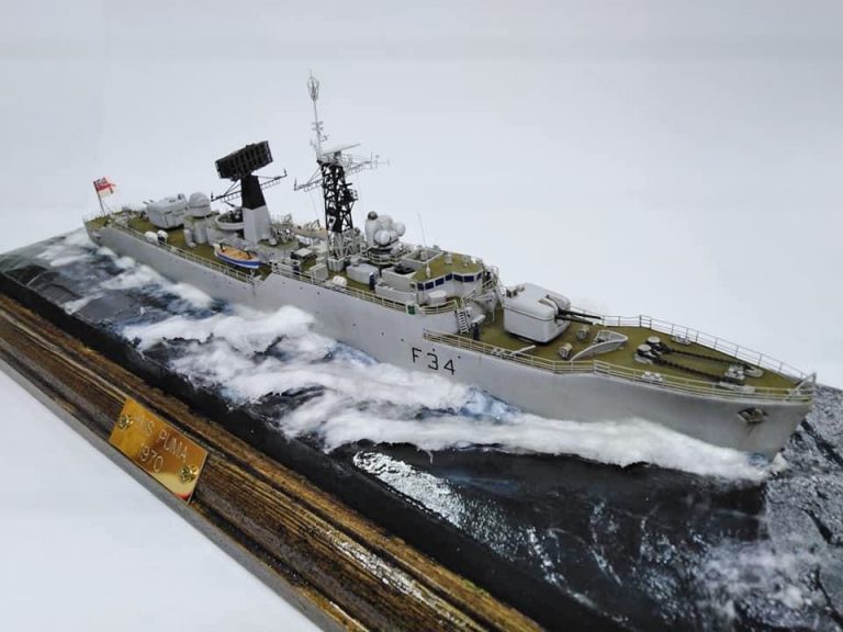3 SG-Ma-HMS Puma Leopard Class Frigate by Ian Ruscoe - Scale Modelling Now