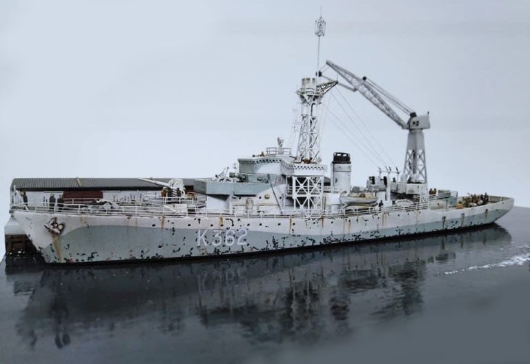 6 SG-Ma-HMS Porchester Castle, Castle class Frigate by Ian Ruscoe ...