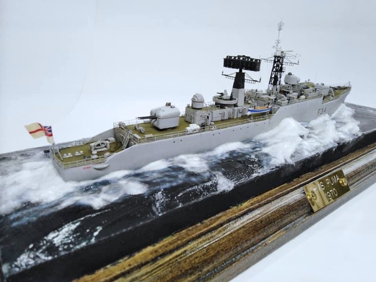6 SG-Ma-HMS Puma Leopard Class Frigate by Ian Ruscoe - Scale Modelling Now