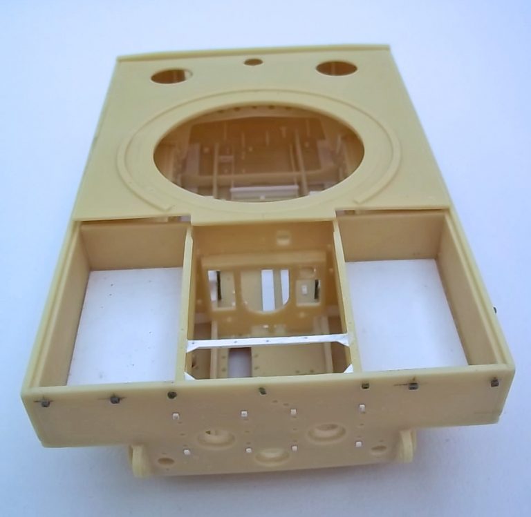 8 SG-Ar-Famous Crew Visit the Tiger Factory - Scale Modelling Now