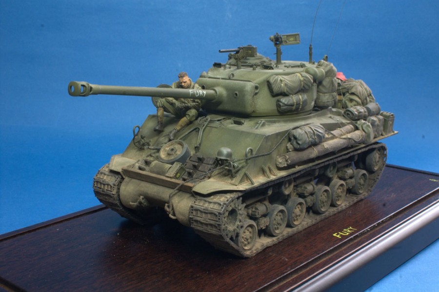 8-SG-Ar-Fury-M4E8-Sherman-by-Ian-Ruscoe - Scale Modelling Now