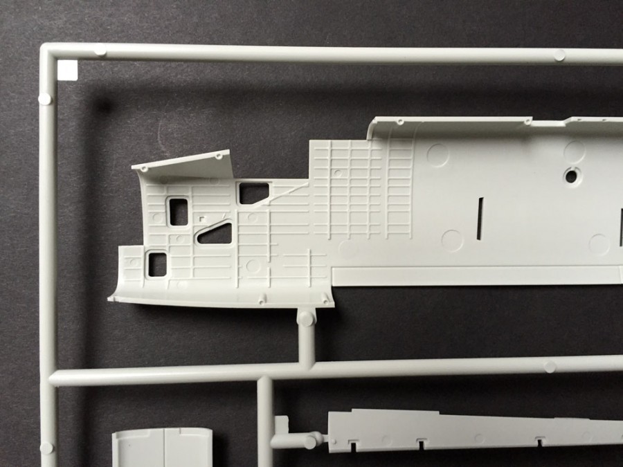 Revell Handley Page Halifax B.Mk.III 1:72 - Scale Modelling Now