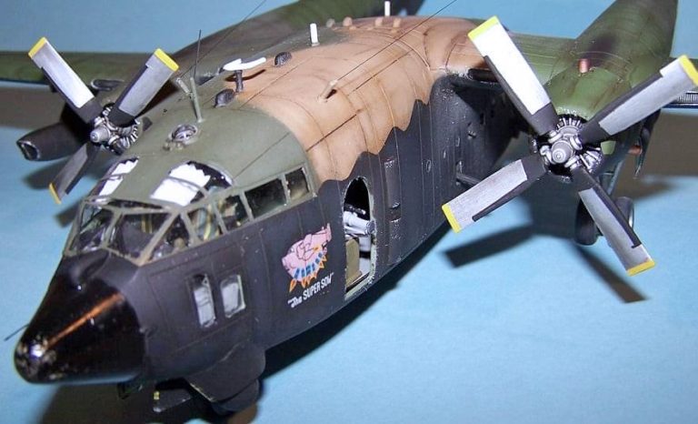 5 SG-AC-119G Shadow Gunship by Angelo Picardo - Scale Modelling Now