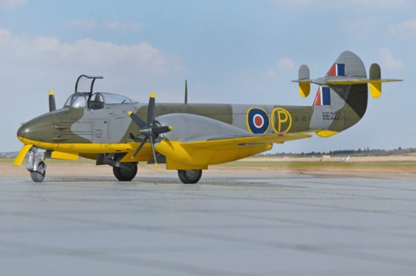 Tamiya Gloster Meteor Mk.I Trent Conversion 1:48 - build review - Scale ...