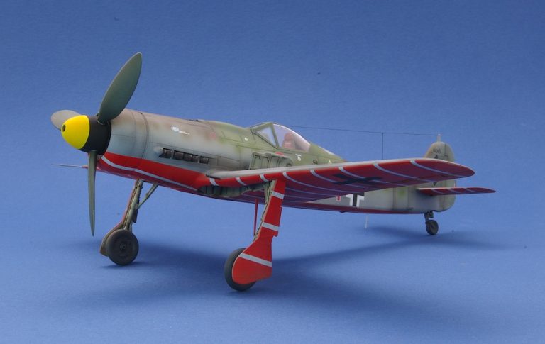 1 SG-Ac-Focke Wulf Fw190D-9 JV44 by Dai Williams - Scale Modelling Now