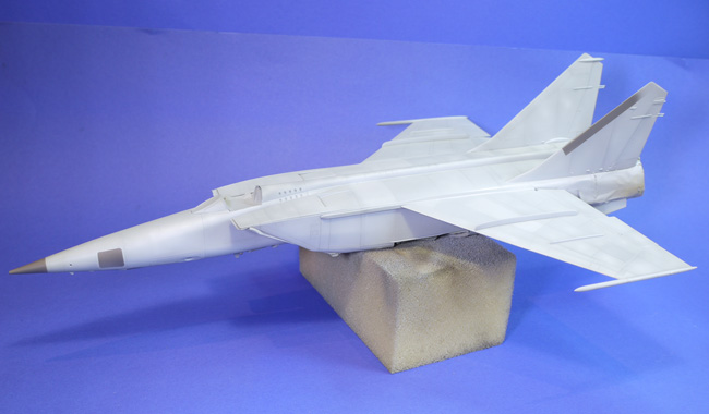 48 BN-Ac-Revell-MiG-25 RBT Foxbat B, 1.48 Pt2 - Scale Modelling Now