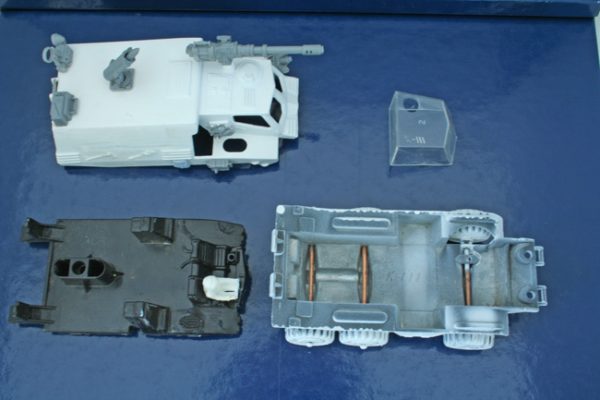 Upgrading Matchbox Super King Rocket Launcher to a Warhammer 40K ...