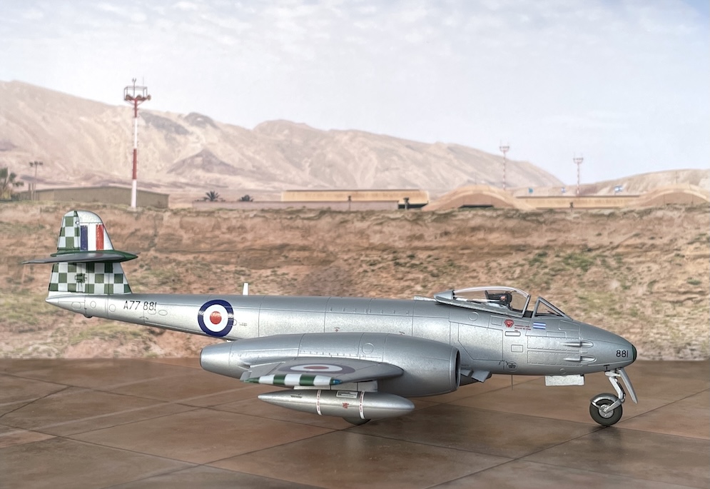 111 BN-Ac-Airfix-Gloster Meteor F.8, No.77 Squadron RAAF, 1.72 Pt8 ...