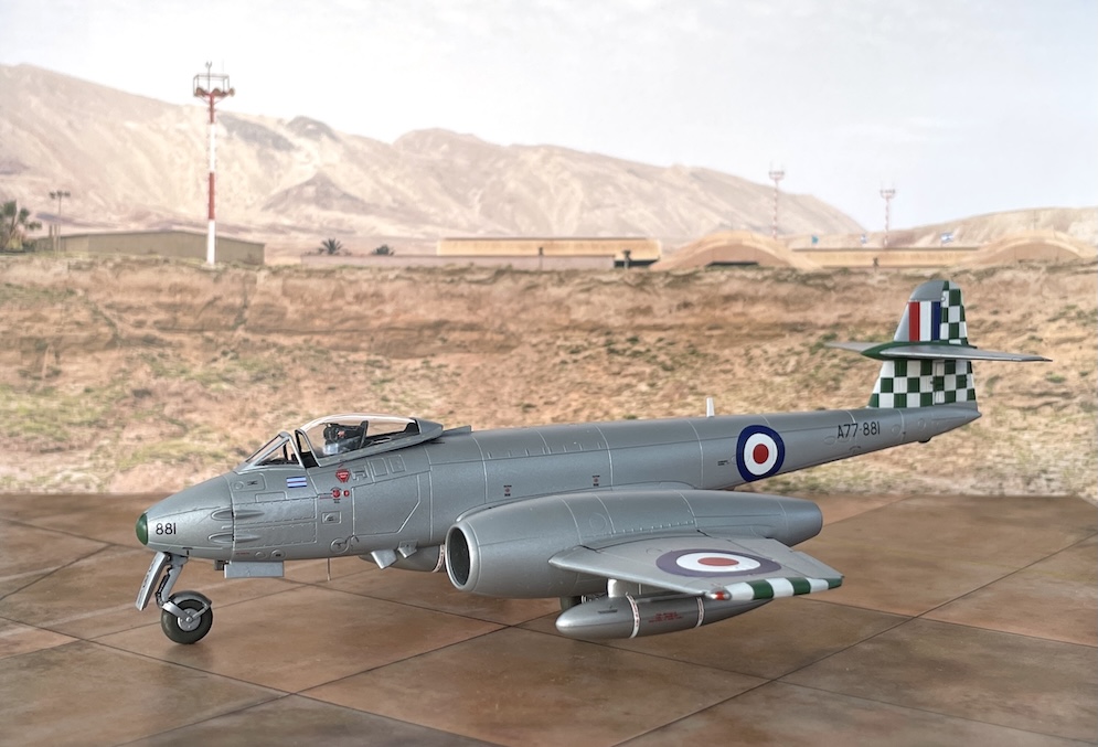 112 BN-Ac-Airfix-Gloster Meteor F.8, No.77 Squadron RAAF, 1.72 Pt8 ...